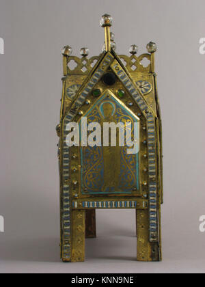 A French medieval chasse depicting Christ in Majesty and the Lamb of ...