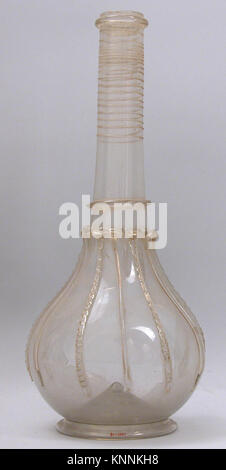 Bottle MET sf91-1-1560a 444738 Stock Photo - Alamy