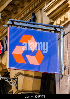 Natwest Bank Sign, Reading, Berkshire, England Stock Photo - Alamy