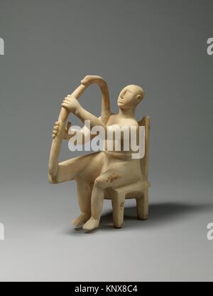 Marble seated harp player, Cycladic, The Metropolitan Museum of Art ...