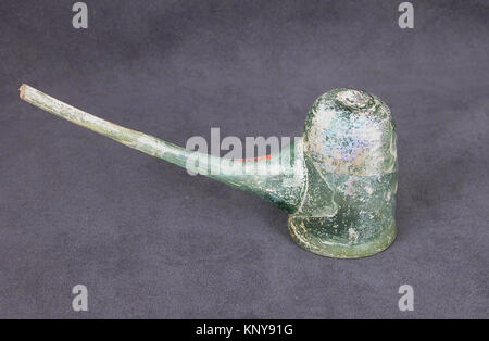 This 9th-11th century alembic from Nishapur, Iran, is made of green ...