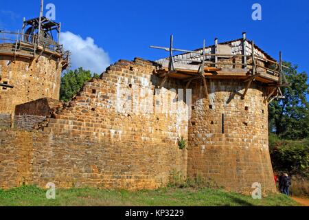 France, Burgundy, Yonne, Treigny, Guedelon Castle, medieval-site ...