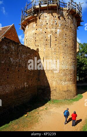 France, Yonne, Treigny, Guedelon, building of the castle according to a ...