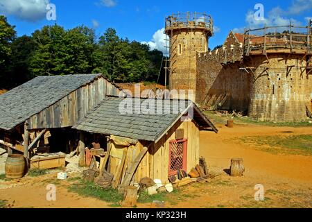 France, Burgundy, Yonne, Treigny, Guedelon Castle, medieval-site ...