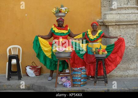 Traditional Colombian dress Stock Photo - Alamy