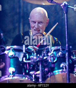 Chris Saade Timeline performing live at LAV, Lisboa ao Vivo, in Lisbon ...