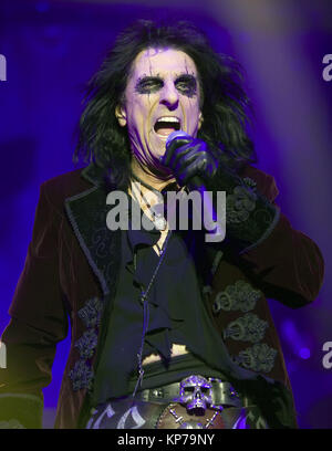 Michael Bruce, Alice Cooper, Dennis Dunaway , Neal Smith at arrivals ...