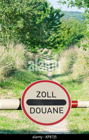 Customs check sign Stock Photo - Alamy