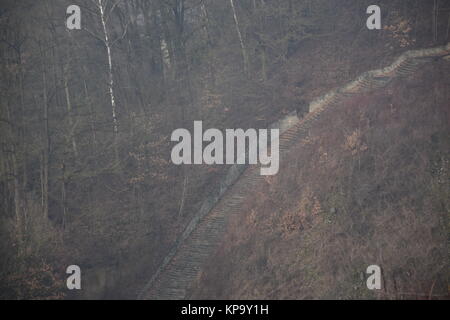 kz,concentration camp,mauthausen,way,way to death stairs,stairs of ...