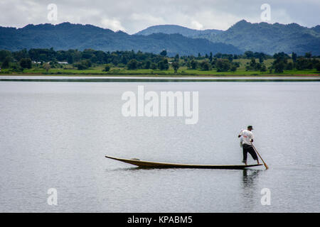 Ngwe Taung Dam, Kayah State, Myanmar, Oct-2017 Stock Photo - Alamy