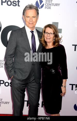 Bruce Greenwood and Susan Devlin attend 'The Post' premiere at the Newseum on December 14, 2017 ...