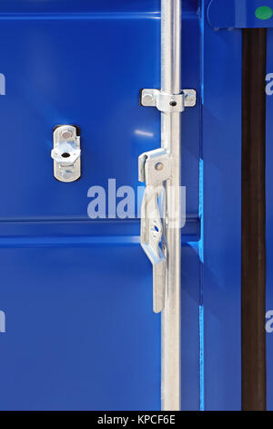 Open Container Latch Stock Photo - Alamy