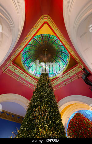 QVB Swarovski Christmas Tree at The Queen Victoria Building, Sydney ...