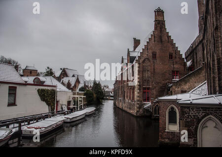 Canal of brugge, winter, snowing day, snow, bruges flanders, belgium ...