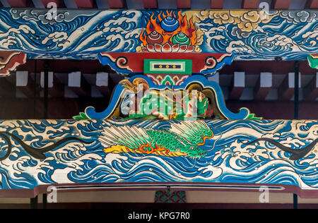 Facade colorful ornaments at Amida-do Hall of Shojuraigousan Muryojuin ...