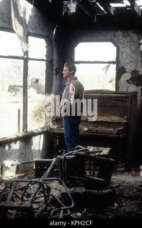 The Right Stuff Year: 1983 USA Director: Philip Kaufman Sam Shepard ...