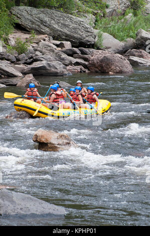 USA, CO, Fort Collins. Cache le Poudre River popular for summer rafting ...