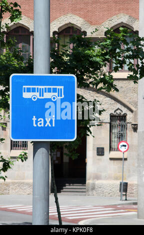 Bus Stop sign, Spanish Stock Photo - Alamy