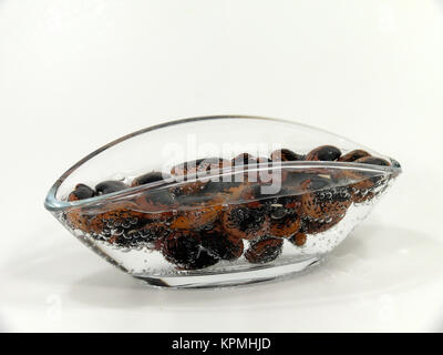 runner beans soak in water Stock Photo - Alamy