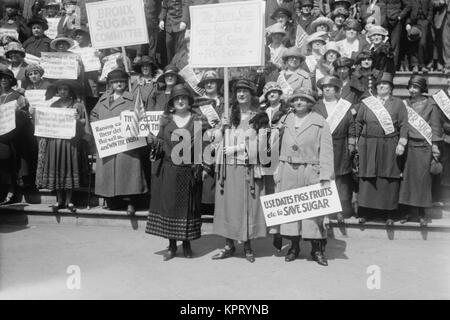 Women Support the Save Sugar Campaign Stock Photo - Alamy