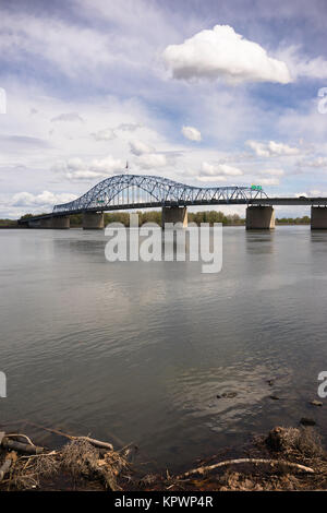 The Blue Bridge, Pasco-Kennewick, Washington State, USA Stock Photo - Alamy
