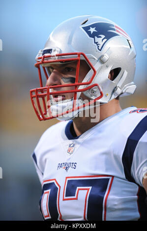 Dec 17th, 2017: Patriots Rob Gronkowski #87 during the New England ...