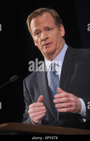 NFL Commissioner Roger Goodell press conference during Super Bowl LIII ...
