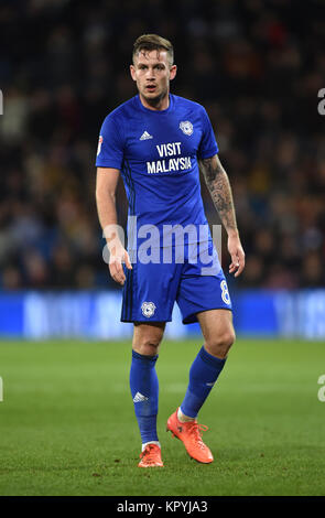 Joe Ralls 8# of Cardiff City Association Football Club misses a late ...