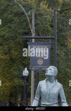 Pilgrim in Boston Common Garden, Boston, MA, USA Stock Photo - Alamy