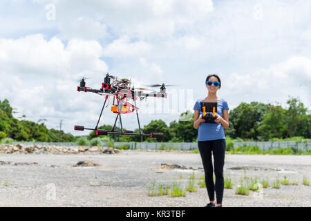 Woman play with drone Stock Photo: 169606790 - Alamy