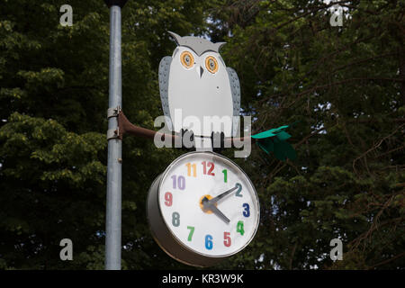 Owl park clock Stock Photo - Alamy