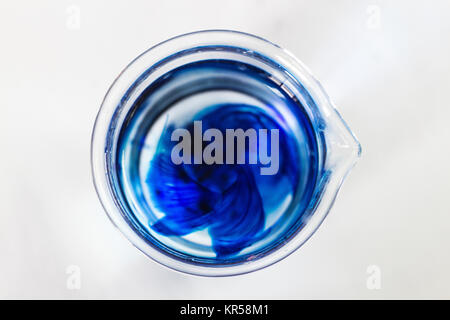 blue in water beaker Stock Photo - Alamy