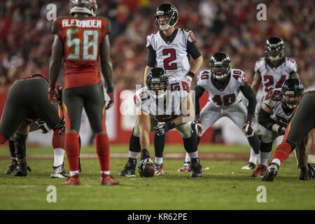Atlanta Falcons center Alex Mack (51)during an NFL game between the ...