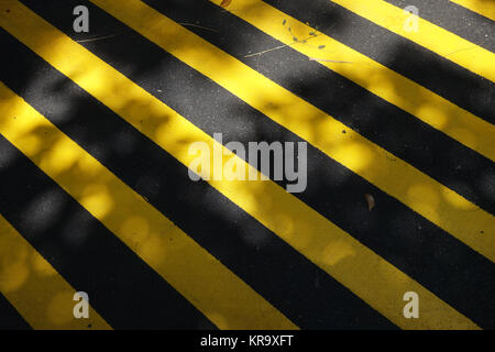 Yellow and black striped caution traffic sign Stock Photo: 36943986 - Alamy