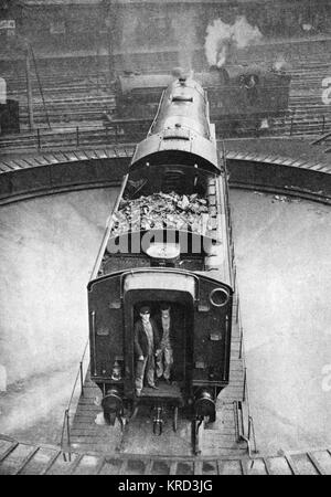 1930s London Transport Railway Train Ticket Stock Photo - Alamy