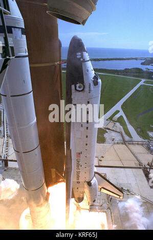 Launch of STS-115 Stock Photo - Alamy