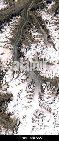 Fedchenko glacier in the Pamir range in Tajikistan Stock Photo - Alamy