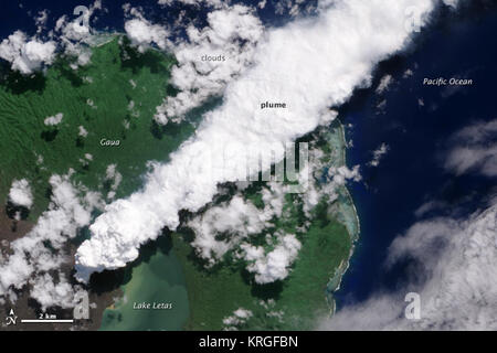 Eruption of Gaua Volcano 2010-04-12 detail Stock Photo - Alamy