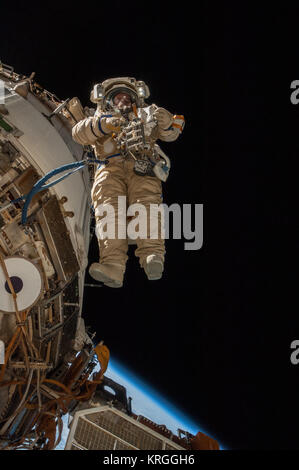 ISS-38 EVA-4 (d) Sergey Ryazansky Stock Photo - Alamy