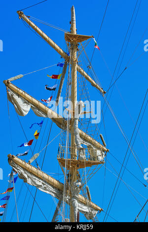 the pole of sailing-ship with spar and the rigging Stock Photo - Alamy