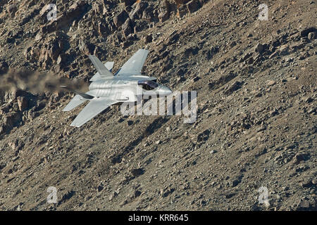 The F-35 Lightning II Joint Strike Fighter, featuring its advanced ...