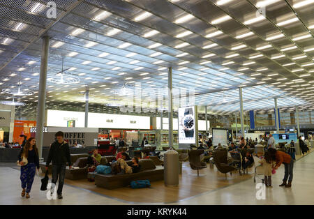Paris, Flughafen Charles-de-Gaulle, Terminal 1 // Paris, Charles-de ...