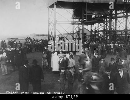 Cherry Mine disaster, crowd at mouth of shaft. The Cherry Mine Disaster ...