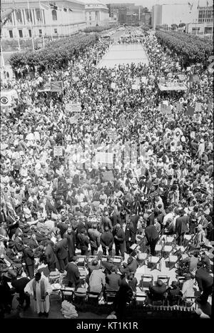 The civil rights parade at the 1964 Republican National Convention (RNC ...