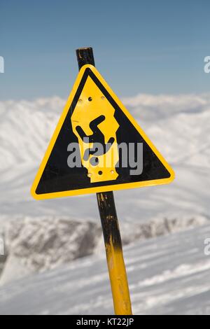 Mountain Waring Sign Stock Photo - Alamy