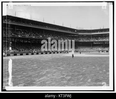 This 1910s panorama of Forbes Field in Pittsburgh captures the ...