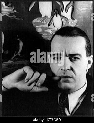 Alfred Lunt was a renowned American actor, celebrated for his ...