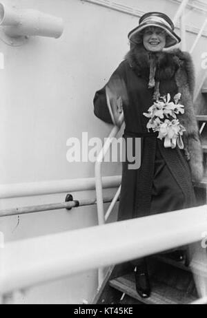 Maria Jeritza was a renowned opera singer from the early 20th century ...