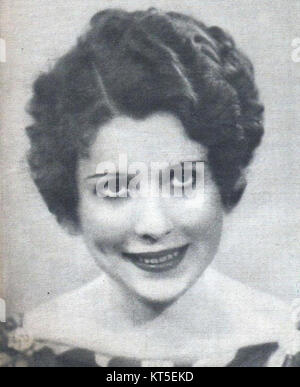 Annette Hanshaw was a famous American singer and actress, often ...