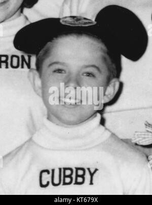 MICKEY MOUSE CLUB, Cubby O'Brien, Jimmie Dodd, Sharon Baird, Karen ...